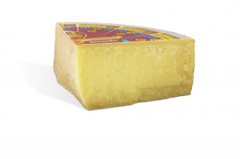 Piave DOP Vecchio Selezione Oro - Formaggi - Salumeria Montanari ...